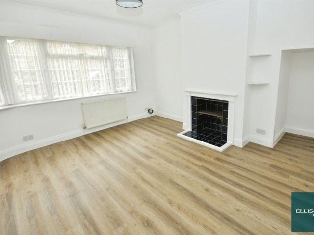 Cyprus Road, N3, London