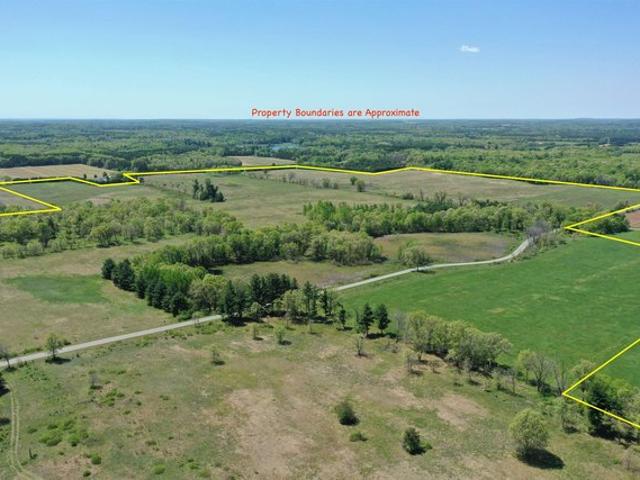 Czech Rd, Coloma, WI 54930
