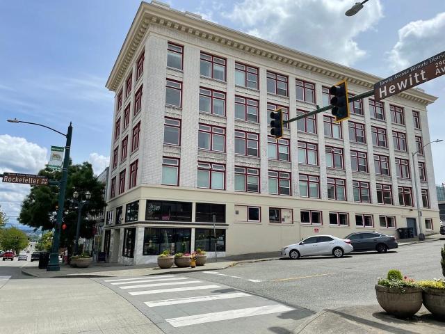 D01804MA Hodges Building 1 Bedroom Apartment for Rent at 1804 Hewitt Ave, Everett, WA 98201 Port Gardner