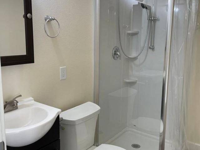 D01804MA Hodges Building 1 Bedroom Apartment for Rent at 1804 Hewitt Ave, Everett, WA 98201 Port Gardner