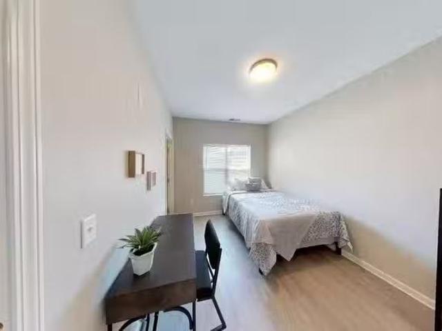 D1 4 Bed 4 Bath