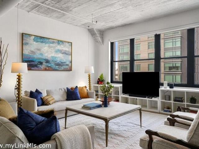 D St Apt F, Seaport, Condo For Sale