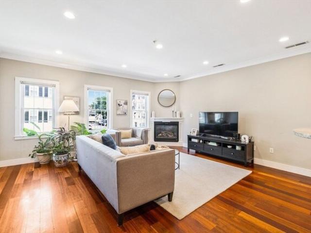 D St Unit,boston, Condo For Sale
