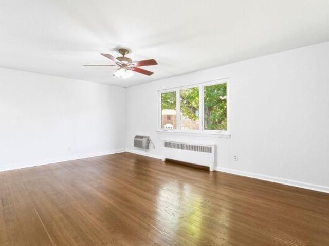 D Troy Dr Apt D, Springfield, Condo For Sale