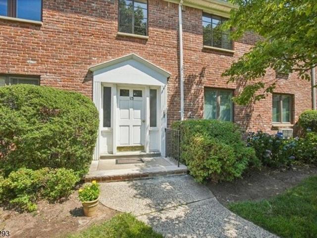 D Troy Dr Unit D, Springfield, Condo For Sale