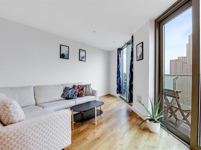 Da Vinci Torre, Lewisham SE13, 2 bed flat to rent, £2,250 pcm | PrimeLocation