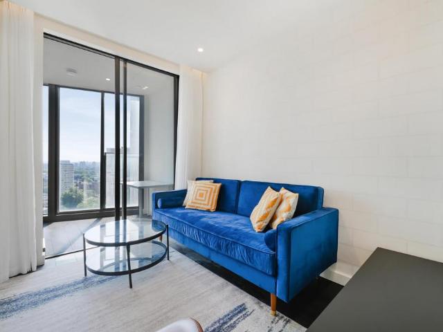Damac Tower, Vauxhall, London, SW8 Apartment to rent £3,380 pcm £780 pw