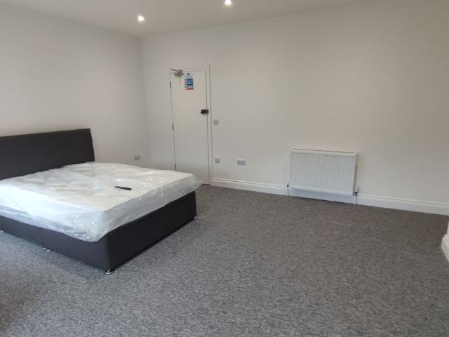 Damers Road, Dorchester DT1, Room to rent, £850 pcm | PrimeLocation