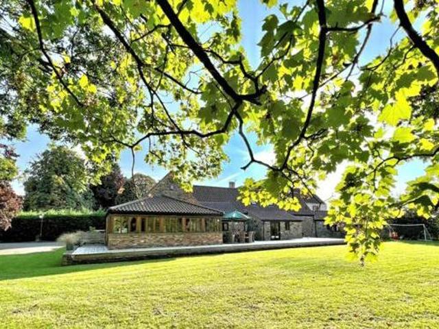 Damery Lane, Woodford, 4 Bedroom Barn