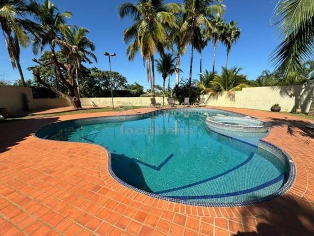 Damha I excelente sobrado com 4 suítes e amplo jardim