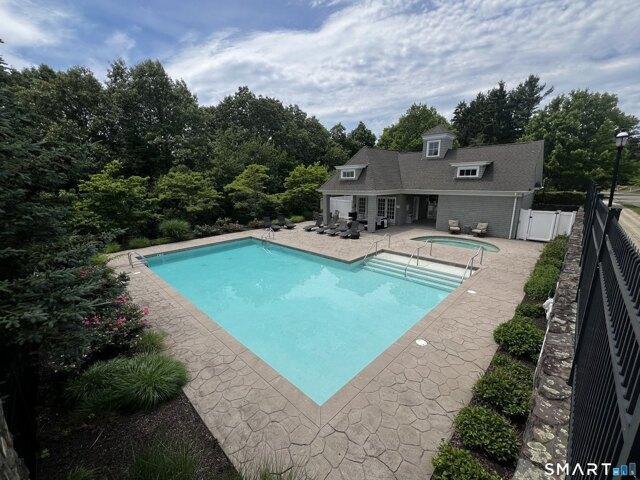 Damia Dr Unit,danbury, Home For Sale