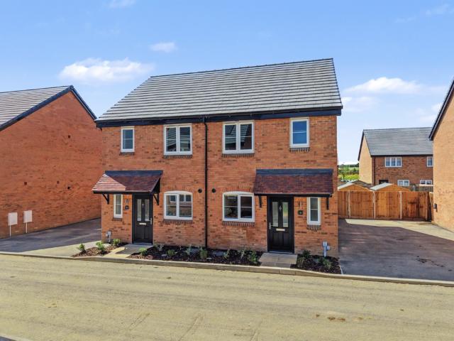 Damselfly Road, Herne Bay, CT6 2 bed house to rent £1,525 pcm £352 pw