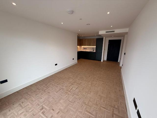 Danvers Avenue SW11, 2 bed flat to rent, £3,200 pcm | PrimeLocation