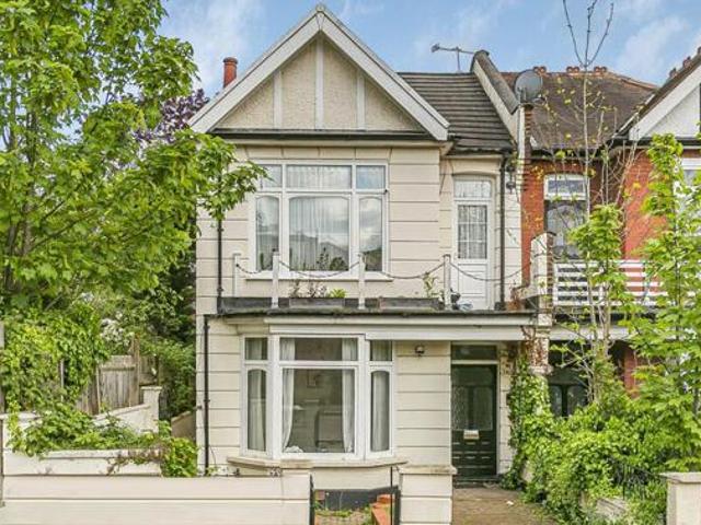 Danvers Road, London, 2 Bedroom Maisonette