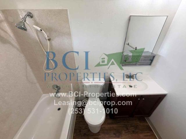 Dana Apts 2 Bedroom Apartment for Rent at 10902 Freiday St Sw, Lakewood, WA 98499 Lakeview