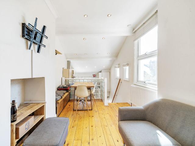 Danbrook Road, London SW16, 2 bed property to rent, £2,000 pcm | PrimeLocation