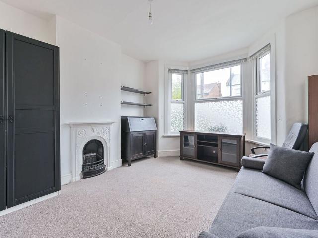 Danbrook Road, Streatham Common, London SW16, 1 bed maisonette to rent, £1,700 pcm | PrimeLocation