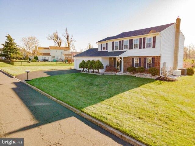 Danbridge Dr, Horsham, Home For Sale