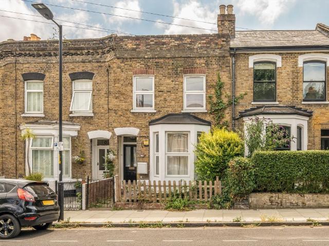 Danby Street, Peckham SE15, 1 bed flat to rent, £1,900 pcm | PrimeLocation