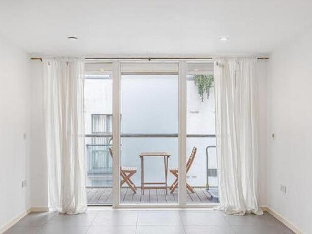 Dance Square, London, 1 Bedroom Apartment