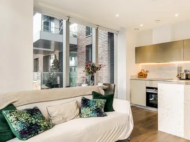 DanDan, Piazza Walk, St. George in the East, London, E1 8ZH, United Kingdom | 1 bed apartment for rent #154571695 | Rentberry