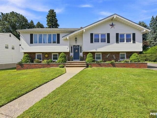 Dando Ct, Clifton, Home For Sale