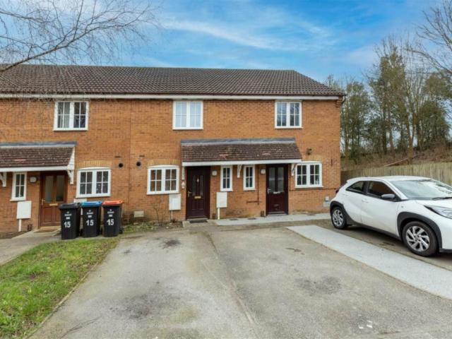 Dandridge Court, Milton Keynes MK8 2 bed terraced house to rent £1,225 pcm £283 pw
