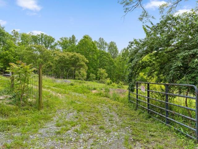 Dandy Rd, Signal Mountain, TN 37377