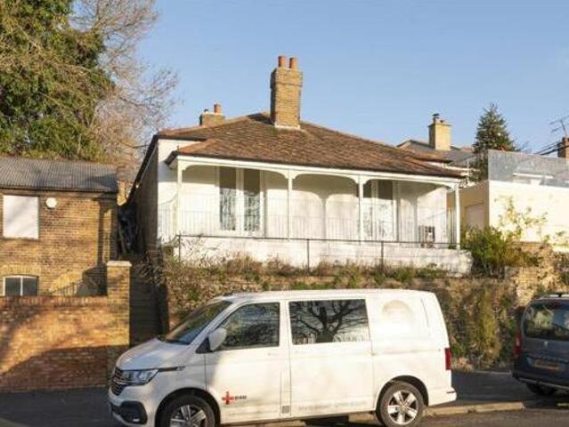 Dane Road, Margate, 2 Bedroom Detached