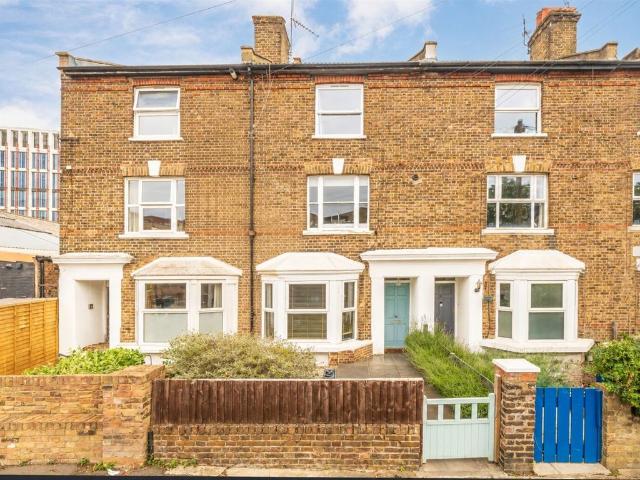 Dane Road, West Ealing W13, 1 bed flat to rent, £1,750 pcm | PrimeLocation