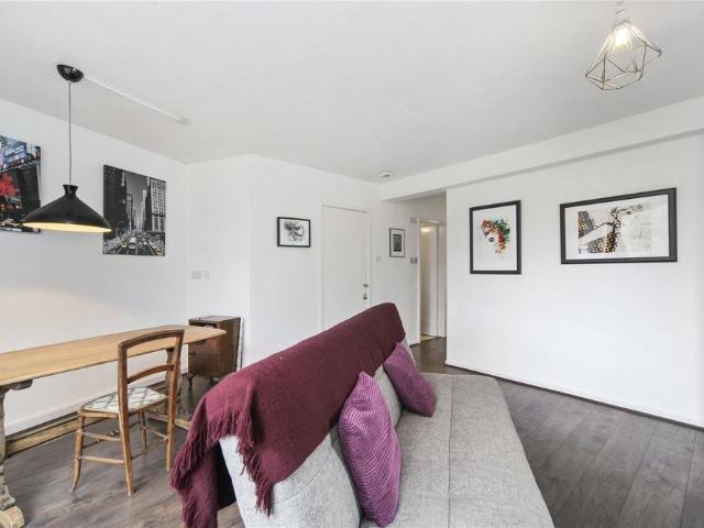 Danebury, London, W10, London