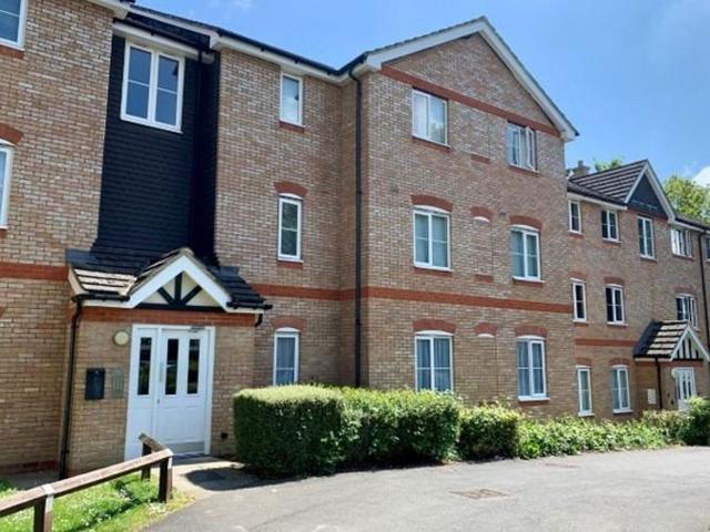 Daneholme Close, Northants NN11, 2 bed flat to rent, £825 pcm | PrimeLocation