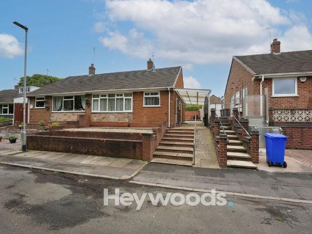 Danehill Grove, Stoke On Trent ST4, 2 bed semi detached bungalow to rent, £875 pcm | PrimeLocation