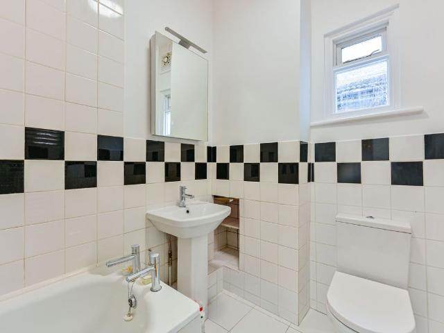Danehurst Street, Munster Village, London SW6, 3 bed maisonette to rent, £3,250 pcm | PrimeLocation