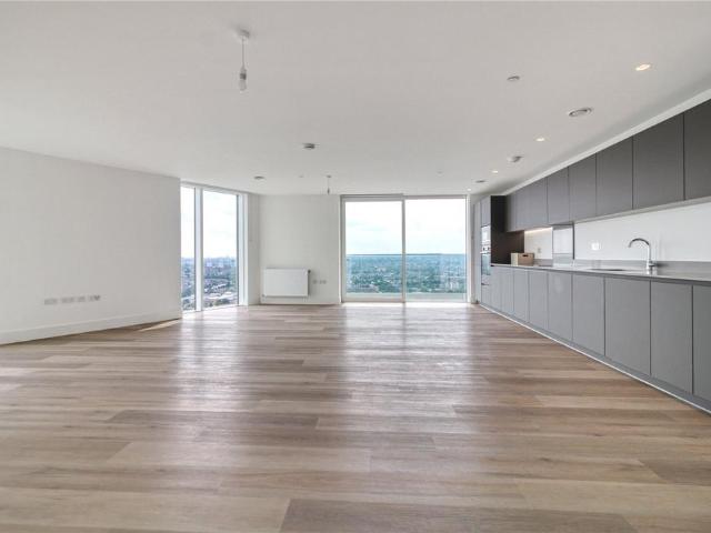 Daneland Walk, London, N17 3 bed apartment to rent £3,400 pcm £785 pw