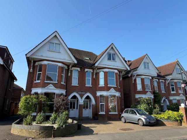 Danes Court, Southampton SO15, 1 bed flat to rent, £850 pcm | PrimeLocation