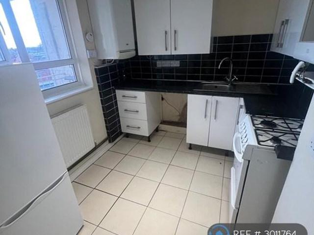 Danesmoor House, Birmingham, B25 2 bed flat to rent £1,100 pcm £254 pw