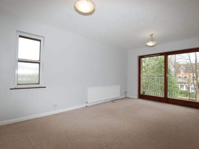 Daniel Court, 19 Brackley Road, Beckenham BR3, 2 bed flat to rent, £1,800 pcm | PrimeLocation