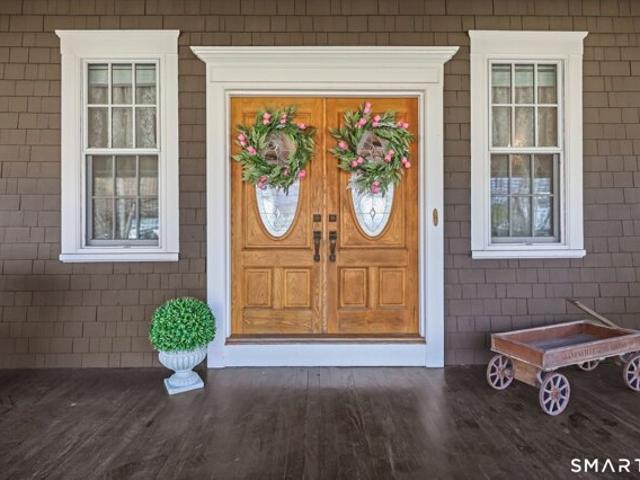 Daniels Farm Rd, Trumbull, Home For Sale