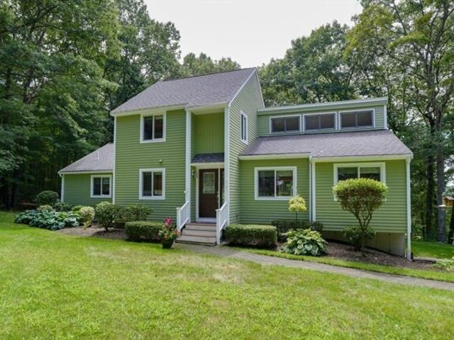 Daniels Rd, Mendon, Home For Sale