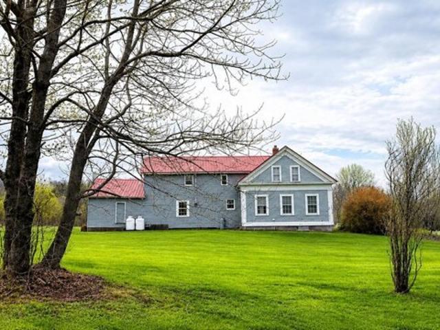 Daniels Rd W, Albany, Home For Sale