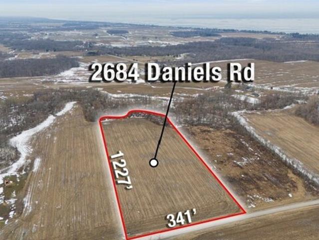 Daniels Rd, Wilson, Farm House For