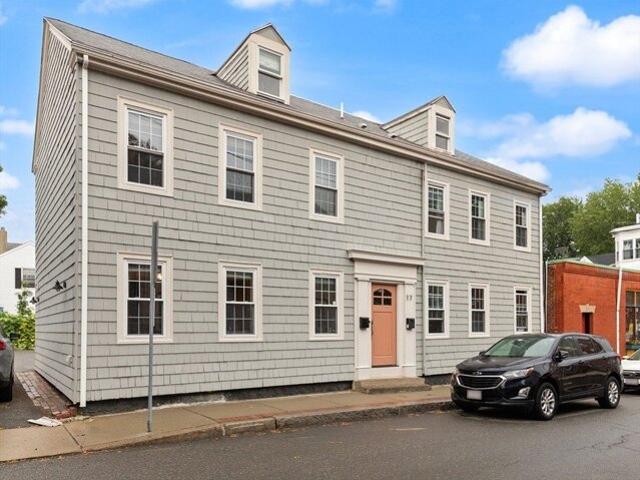 Daniels St Unit,salem, Condo For Sale
