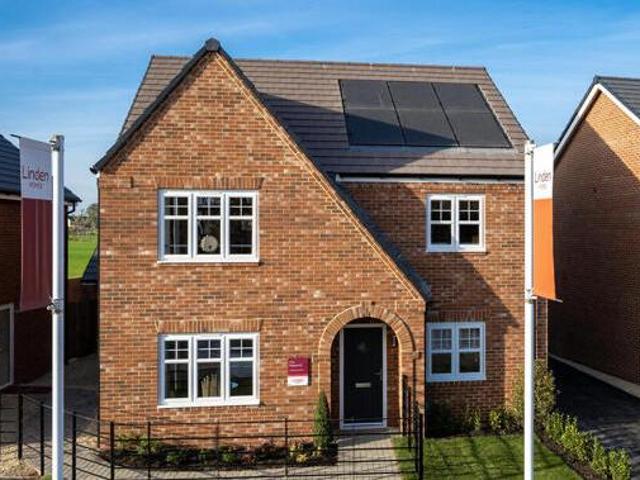 Daniels Way, Stonehouse, 4 Bedroom Detached
