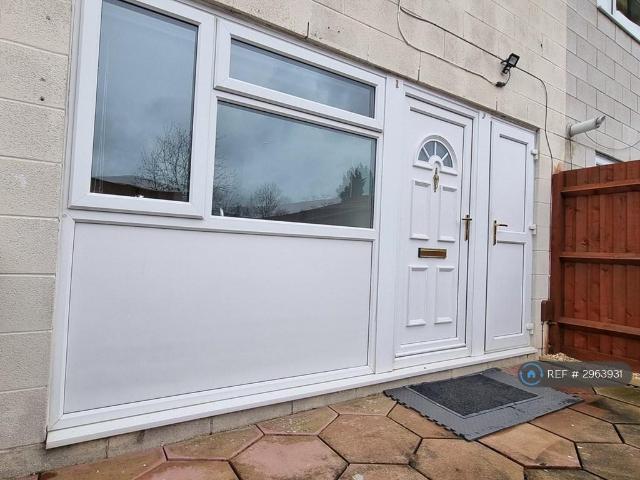 Daniels Welch, Milton Keynes, MK6 3 bed terraced house to rent £1,595 pcm £368 pw