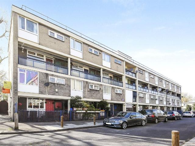 Dacca Street, London SE8, 3 bed flat to rent, £2,600 pcm | PrimeLocation