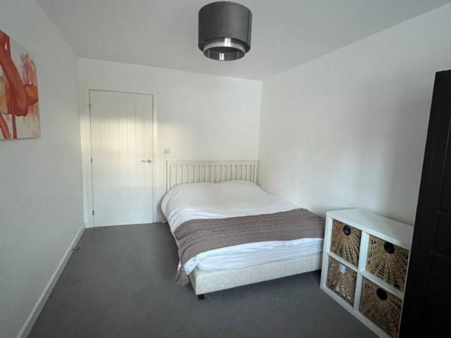 Dacorum, UK HP23, Room to rent, £625 pcm | PrimeLocation