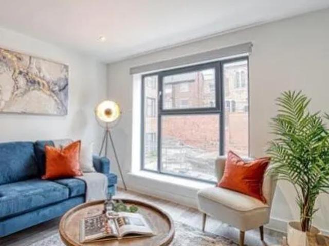 Dad Awards, 38 40 Lombard Street, Rea Valley, Highgate, B12 0QN, United Kingdom | 1 bed apartment for rent #140658167 | Rentberry