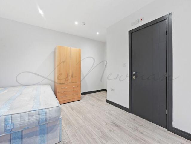 Dafforne Road, Balham, SW17