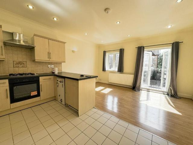 Dagmar Road, Alexandra Park 1 bed flat to rent £1,600 pcm £369 pw